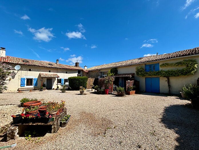 Messé : Appartement 11 pièces à vendre