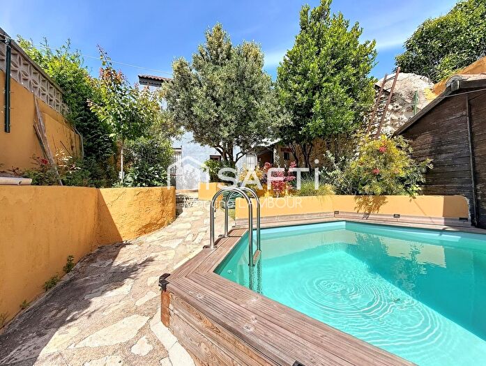 Marseille 15ème, Saint-Antoine : Maison 7 pièces à vendre