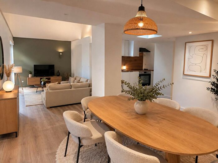 Trets : Appartement 3 pièces à vendre