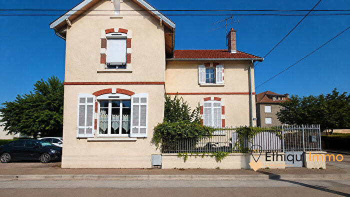 Maison 8 pièces à vendre à Chaumont, Lafayette, Tassigny, Robespierre, Castelnau