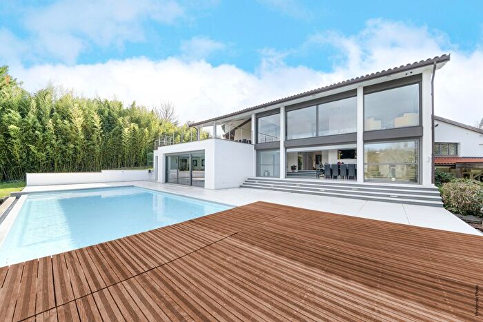 Maison à vendre - Vieille-Toulouse - 9 pièces - 7 chambres