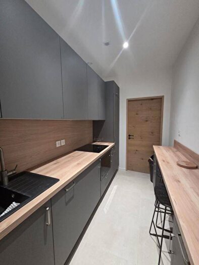 Appartement à louer - Saint Maurice, Nice - 1 pièce