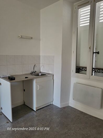 Appartement à louer - Malesherbes - 2 pièces - 1 chambre