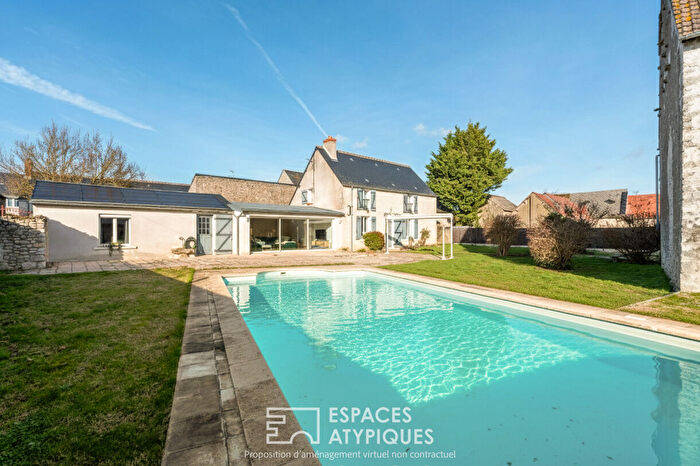 Maison à vendre - La Chapelle-Saint-Martin-en-Plaine - 5 pièces - 3 chambres