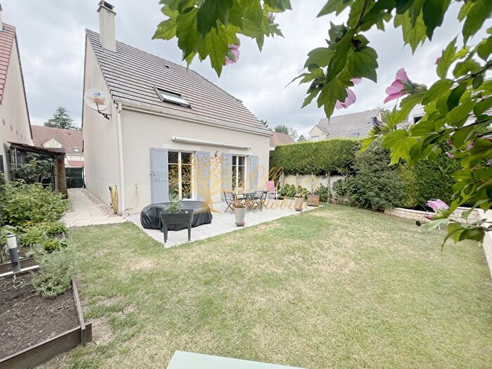 Maison à vendre - La Queue-en-Brie - 5 pièces - 4 chambres