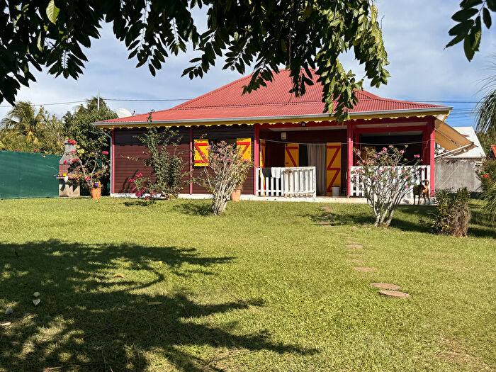 Maison à vendre - Capesterre-Belle-Eau - 4 pièces - 3 chambres