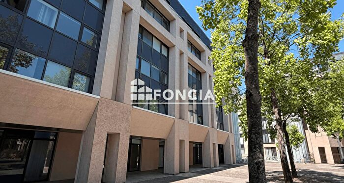 Orléans, La Madeleine, Saint-Laurent : Appartement 1 pièce à vendre