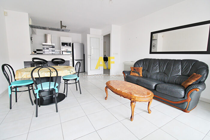 Saint-Raphaël, Centre-ville : Appartement 2 pièces à louer