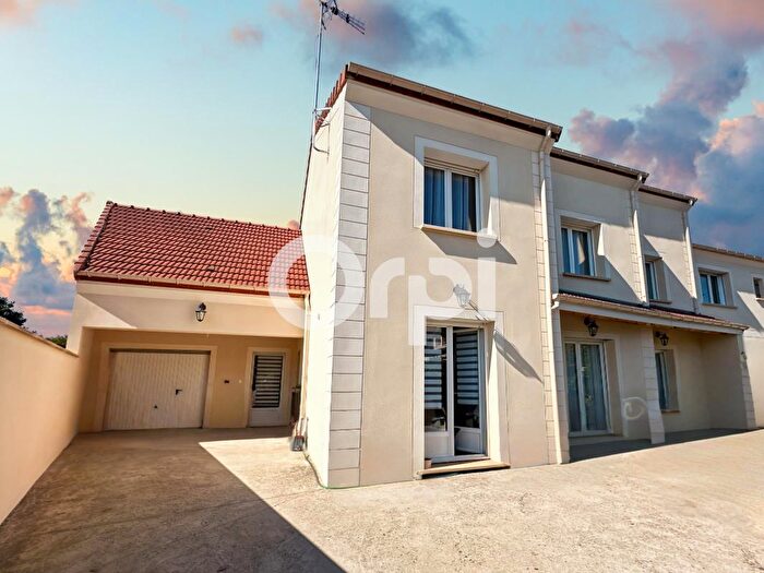 Maison à vendre - Mantes-la-Jolie, Gassicourt - 7 pièces - 5 chambres