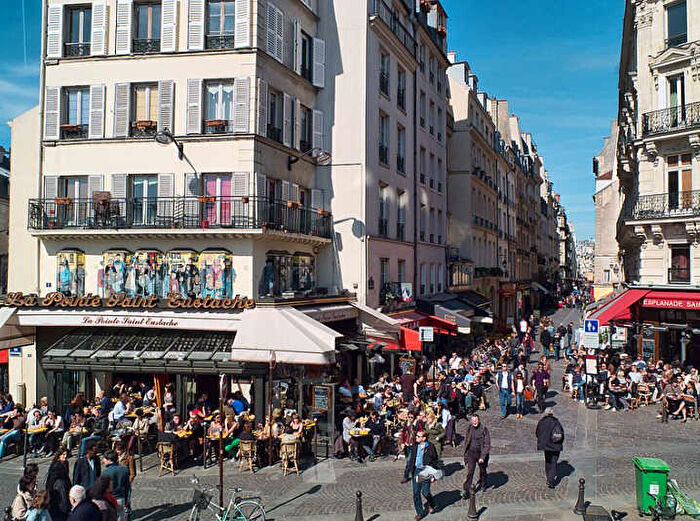 Appartement à vendre - Paris e , Saint-Merri - 4 pièces - 3 chambres