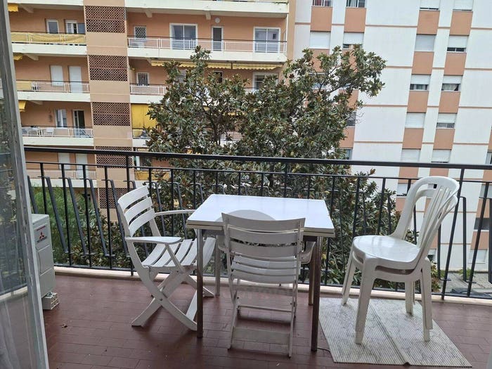 Appartement à louer - Bioves-Casino, Menton