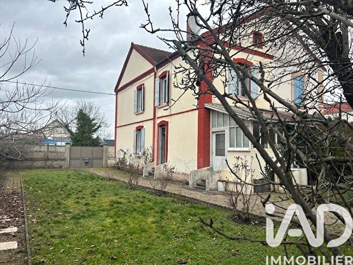 Maison à vendre - Montluçon, Ville Gozet, République, Blanzat - 5 pièces - 3 chambres