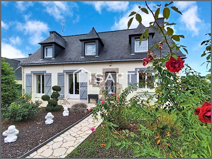 Maison 7 pièces à Le Roc-Saint-André, à vendre
