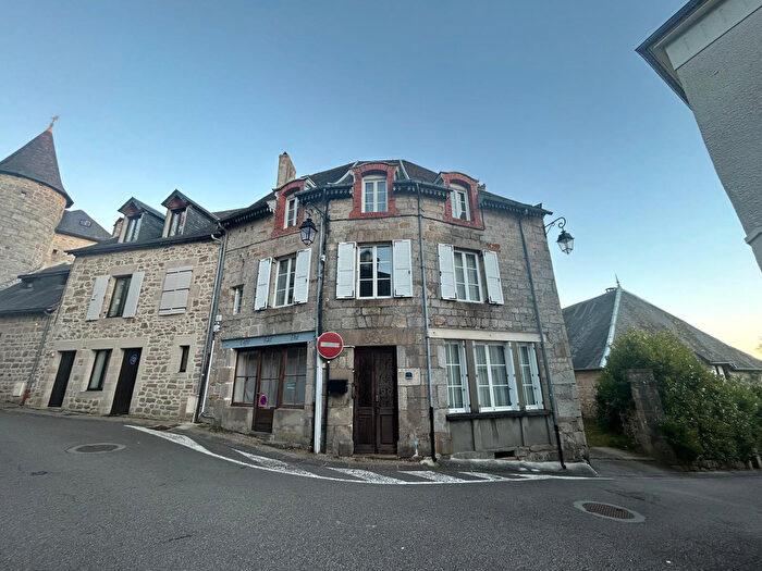 Maison à vendre - Meymac - 10 pièces - 6 chambres