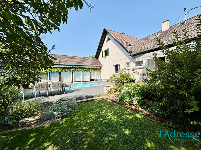 Maison à vendre - Husseren-les-Châteaux - 8 pièces - 4 chambres
