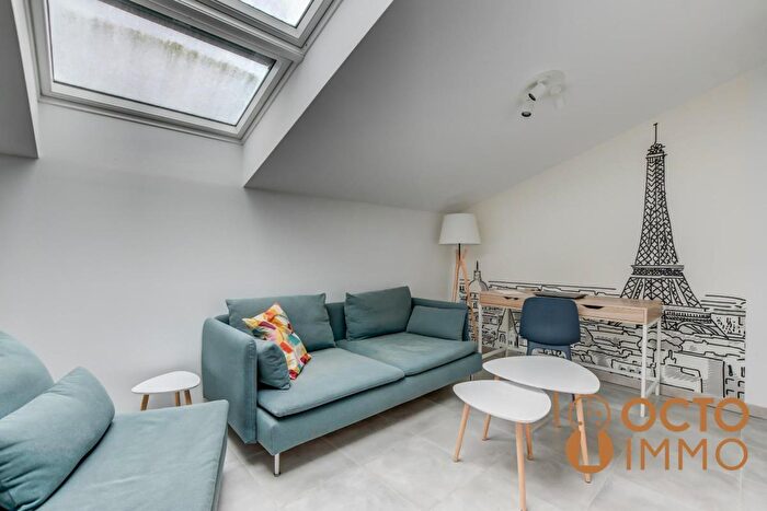 Appartement à louer - Toulouse, Château de lHers - 2 pièces - 1 chambre