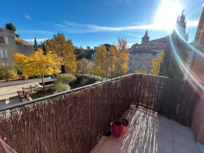 Appartement à louer - Aubagne, Centre-ville, Beaumond - 1 pièce