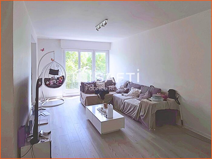 Appartement à vendre - Troyes, Jules Guesde - 4 pièces - 2 chambres