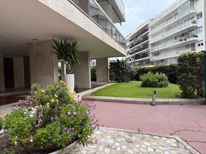 Appartement 3 pièces à Cannes, à louer