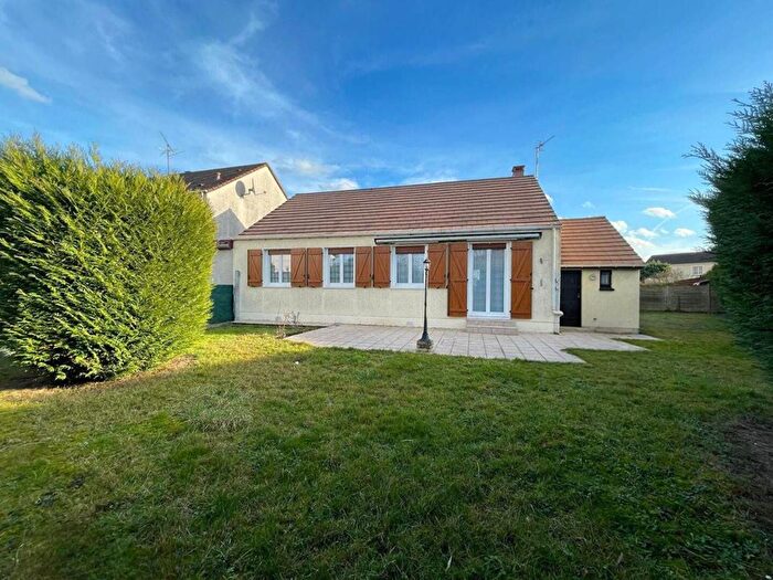 Maison 4 pièces à vendre à Chevry-Cossigny