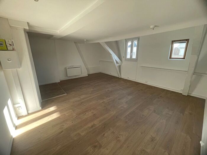 Appartement à louer - Saint-Quentin, Centre-ville - 2 pièces - 1 chambre