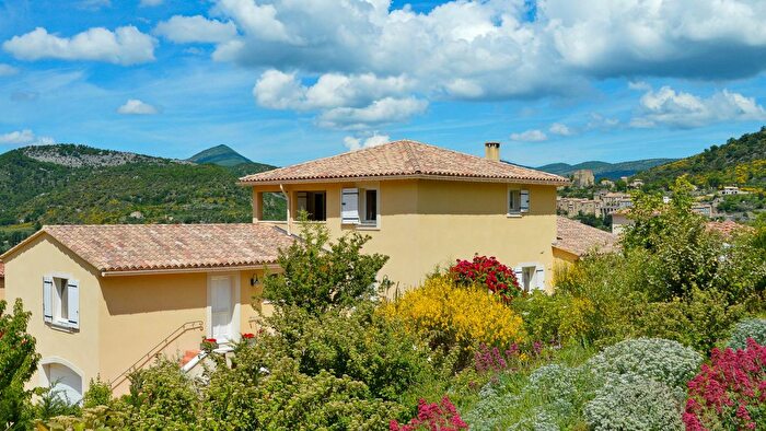 Maison à vendre - Montbrun-les-Bains - 7 pièces - 3 chambres