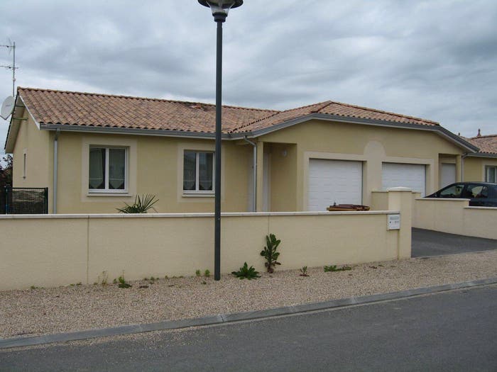 Sud, Saint-André-de-Cubzac - Maison 4 pièces à louer
