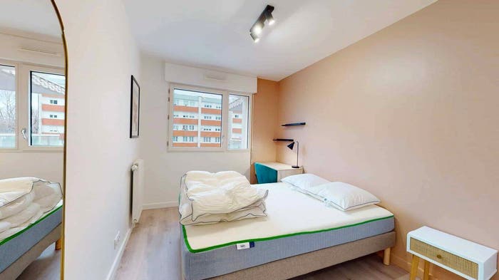 Petit Nanterre : Appartement 1 pièce à louer