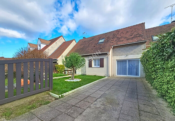 Maison à vendre - Luzarches - 5 pièces - 3 chambres