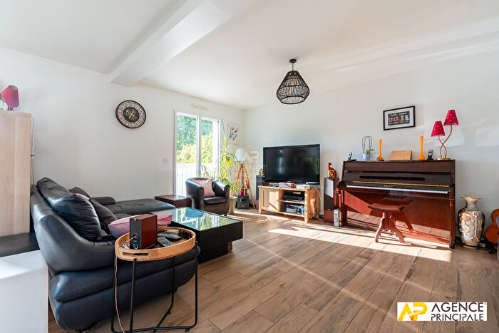 Maison 6 pièces à vendre - Le Mesnil-le-Roi