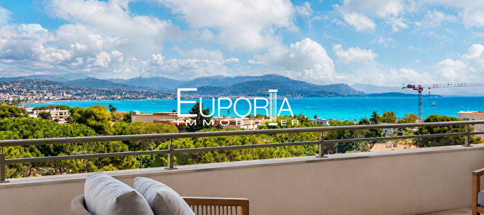 Appartement 4 pièces à Antibes, Rastines, Super Antibes, Laval, La Fontonne, à vendre