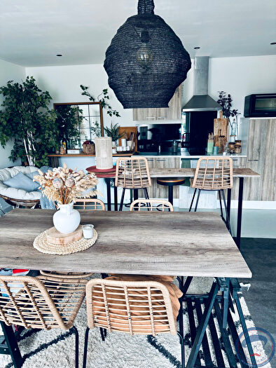 Maison à louer - Saint-Cyr - 3 pièces - 2 chambres