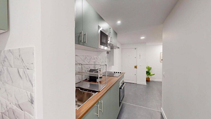 Appartement 7 pièces à louer - Ormesson-Jean Jaurès, Épinay-sur-Seine