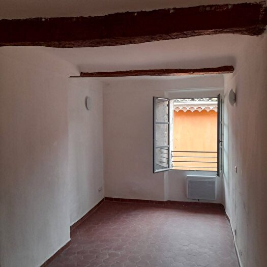 Appartement à louer - Roquevignon-La Marbriere, Grasse - 3 pièces - 1 chambre