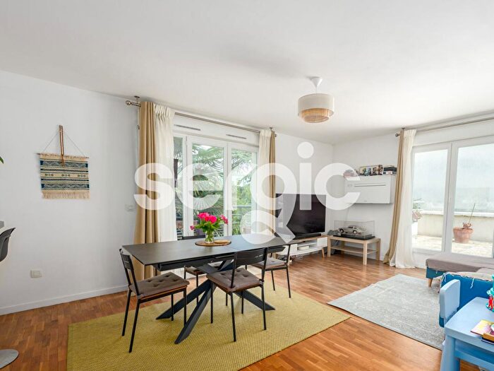 Appartement 3 pièces à vendre à Évry, Bras de Fer