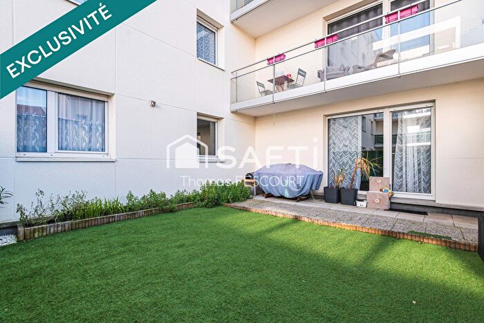 Appartement à vendre - Reims, Neufchatel, Orgeval, Laon, Zola - 5 pièces - 3 chambres