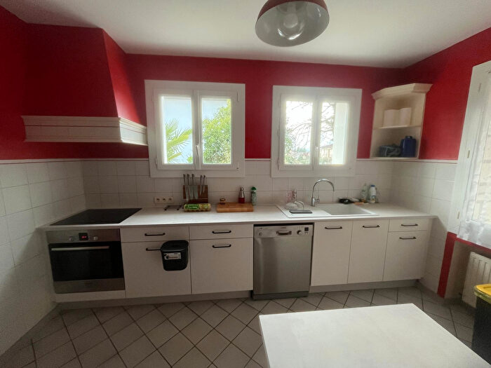 Maison à louer - Villeneuve-sur-Lot, Sainte-Catherine - 5 pièces - 4 chambres