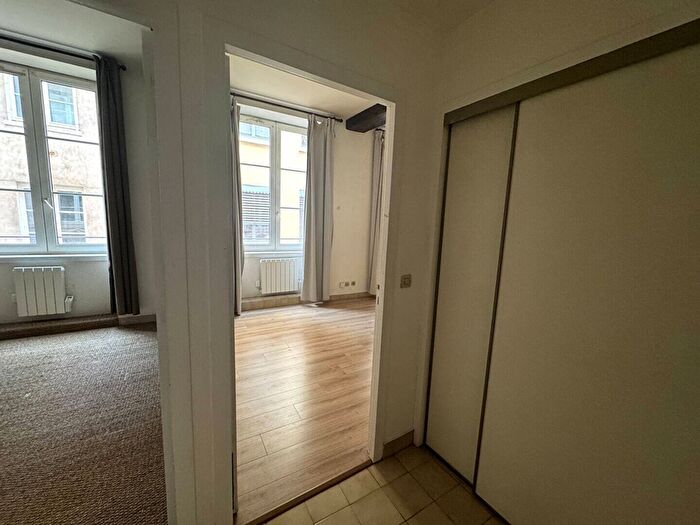 Appartement à louer - Pentes de la croix-rousse, Lyon er arrondissement - 2 pièces - 1 chambre