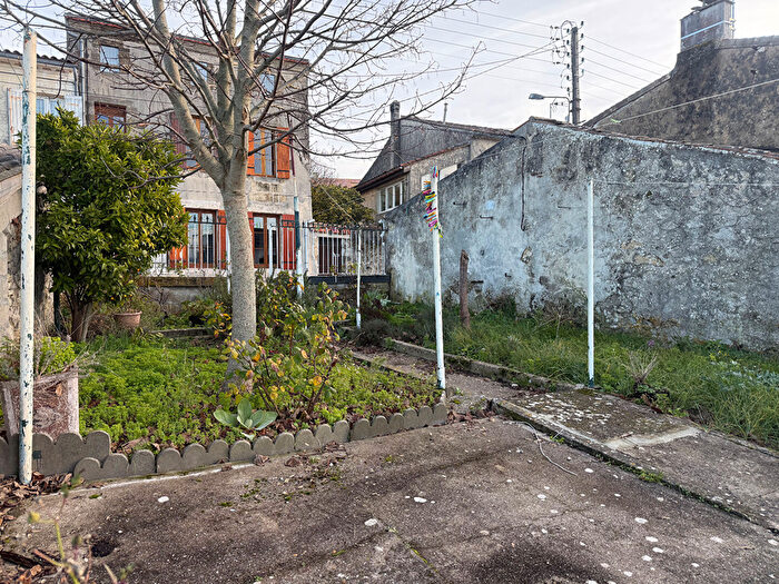 Maison à vendre - Blaye - 6 pièces - 3 chambres