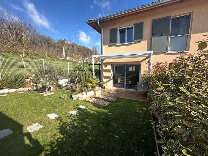 Maison 4 pièces à vendre à Chatte