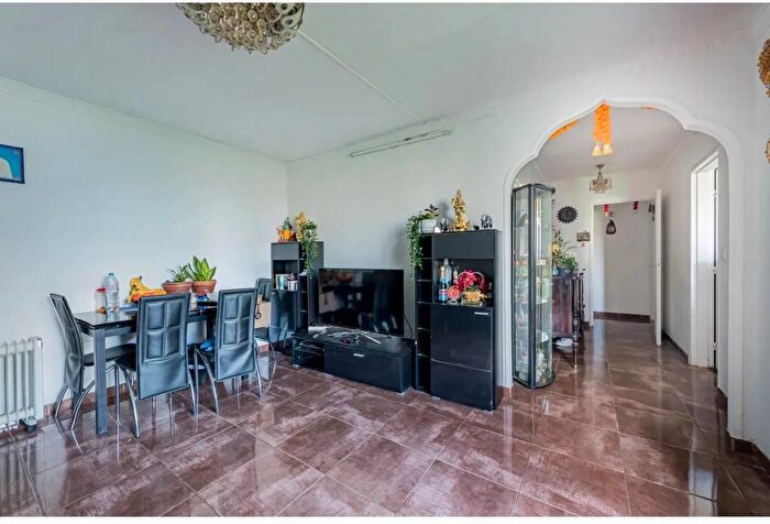 Appartement 4 pièces à Noisy-le-Grand, Ouest, à vendre