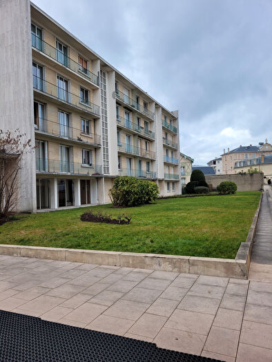 Appartement à louer - Saint-Germain-en-Laye, Bergette, Debussy - 3 pièces - 2 chambres