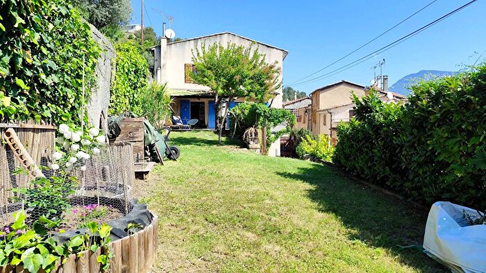 Maison 5 pièces à vendre - Mézel