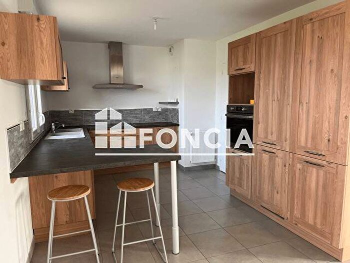Maison 5 pièces à louer - Fatines