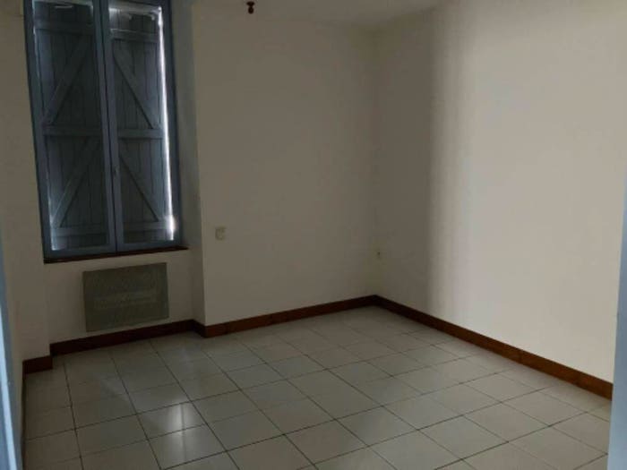Châtillon-sur-Loire : Appartement 2 pièces à louer