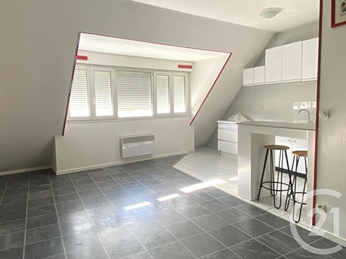 Appartement à louer - Beauvais, Centre-ville - 1 pièce