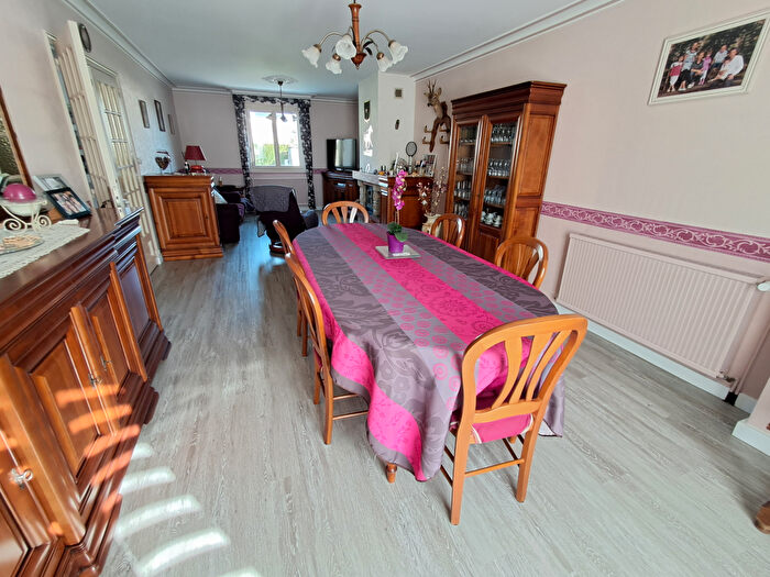 Maison à vendre - Château-Gontier - 7 pièces - 5 chambres