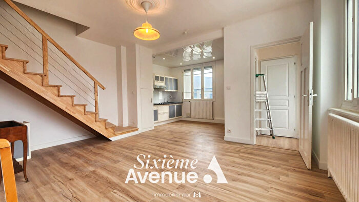 Maisons à vendre et appartements à louer - 3