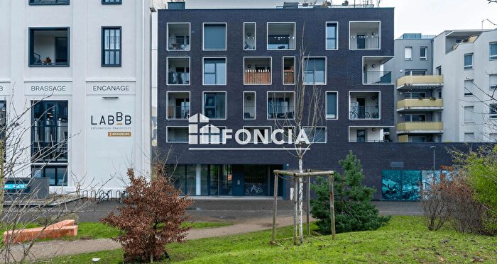 Appartement à vendre - Strasbourg, Cronenbourg - 2 pièces - 1 chambre