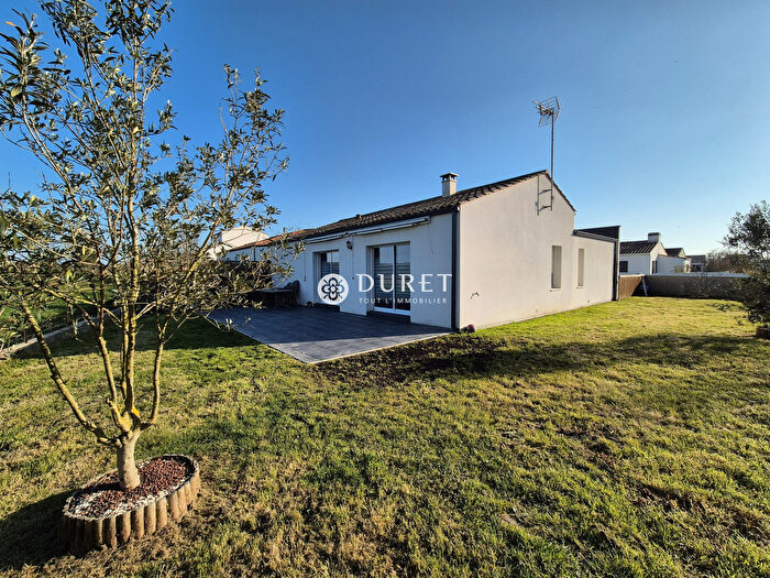 Maison à vendre - Givrand - 4 pièces - 3 chambres